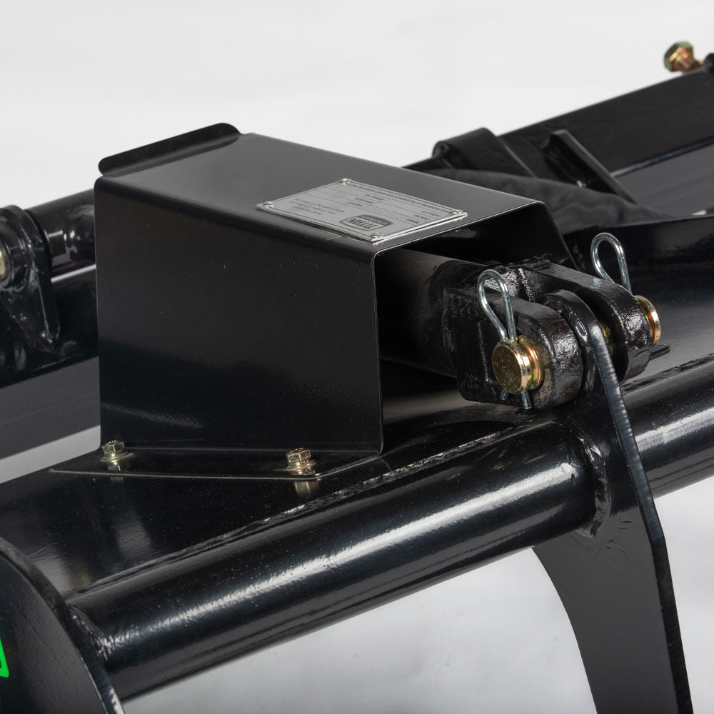 Adjustable Bolt-on Grapple Attachment | Titan Attachments