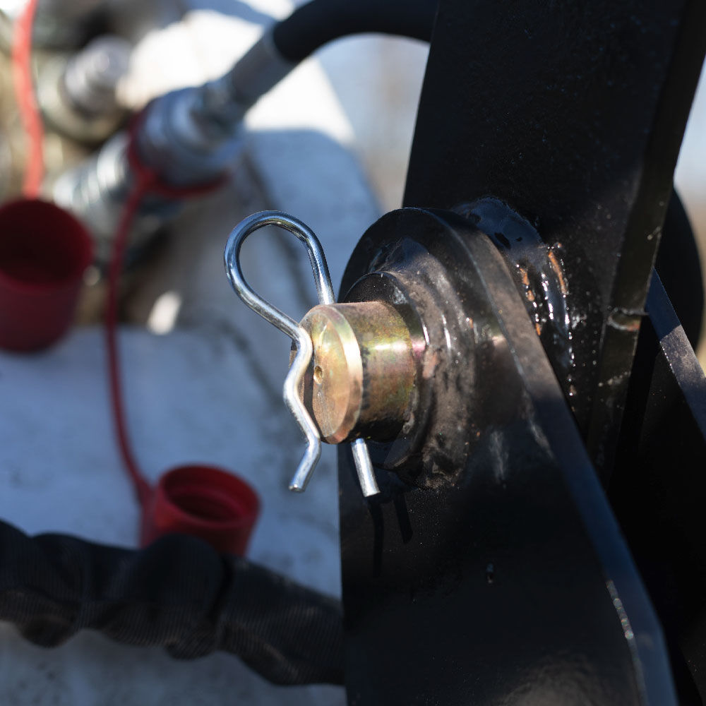 Economy Series Skid Steer 48" Single Cylinder Root Grapple Rake | Titan ...