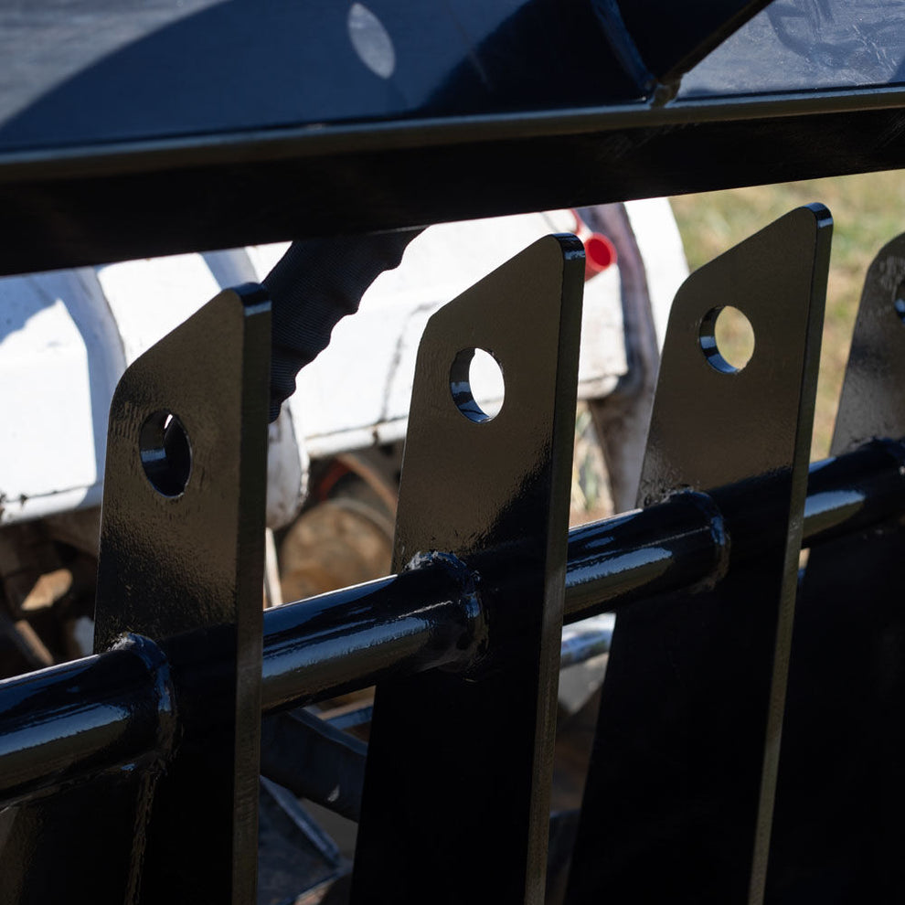 Clamshell Root Grapple Rake - Universal Skid Steer Mounting - Twin 3,000 PSI Cylinders - Brush ...