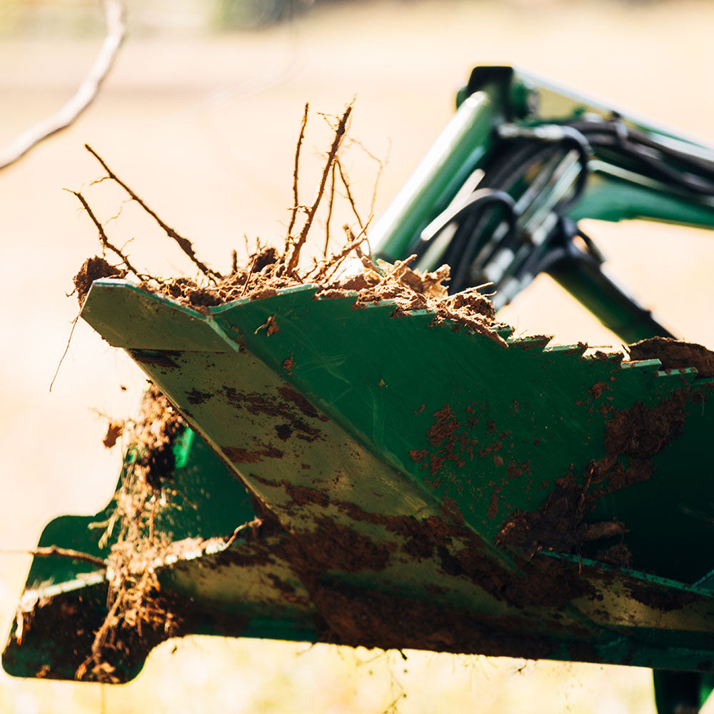 Economy Series Stump Bucket, Fits John Deere Tractors | Titan Attachments