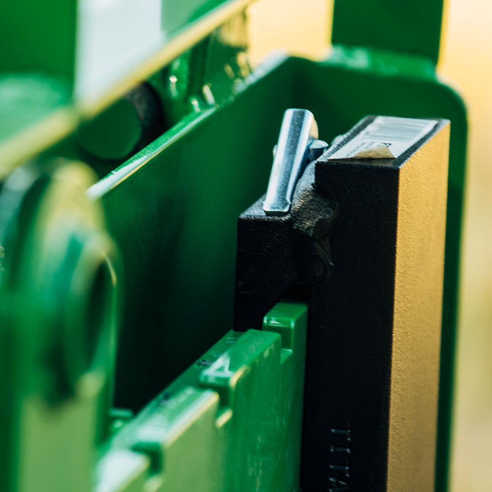 USA Made Pro Series Hook & Pin Pallet Fork Frame Attachment | Titan ...