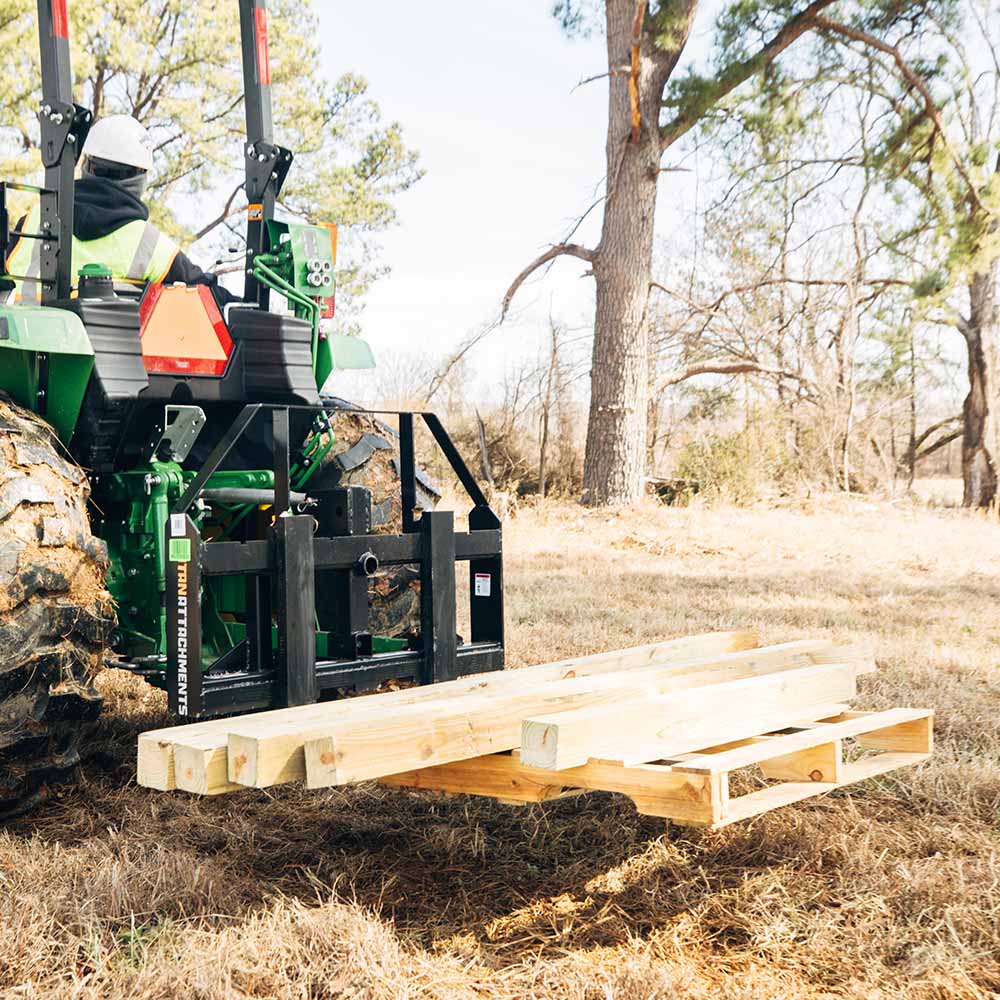 Standard Series 3 Point Pallet Fork Frame Attachment, Fits Cat I & II ...