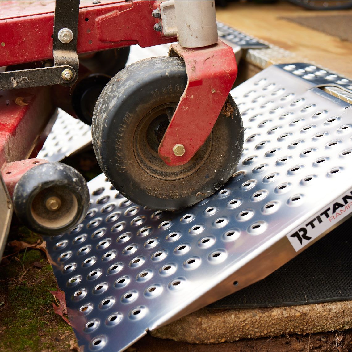 Scratch and Dent - 29" Aluminum Dual Punch Plate Shed Ramps - FINAL SA ...