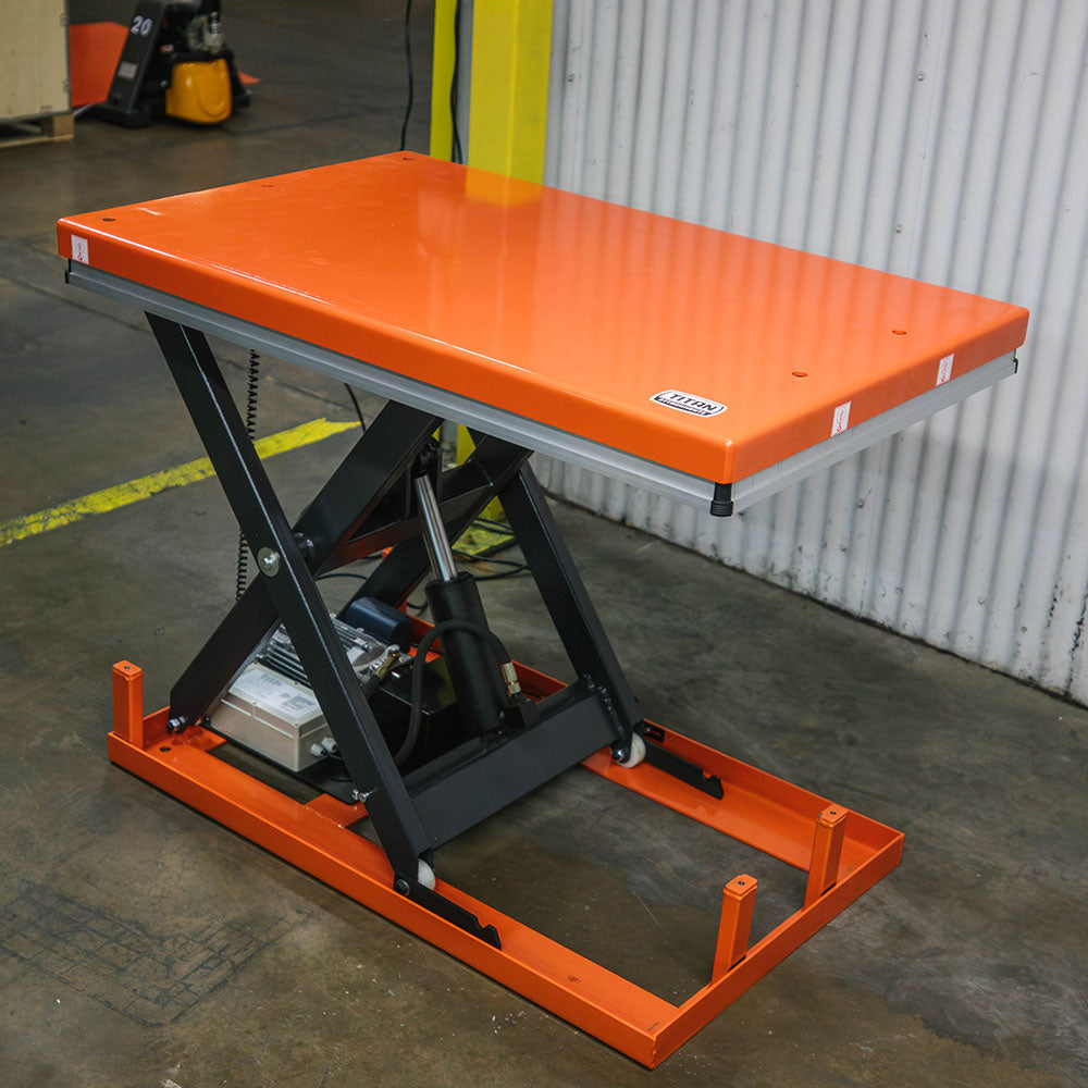 Standard Series 51" x 32" Hydraulic Lift Table | Titan Attachments